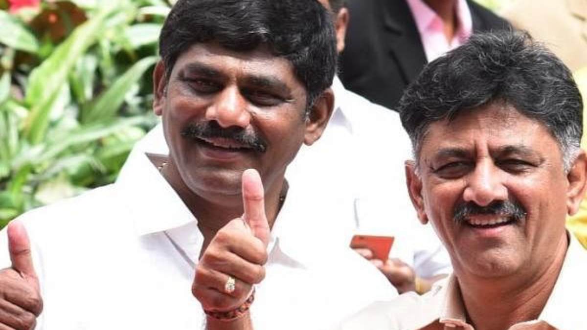 Suresh files papers from brother Shivakumar's seat as 'backup plan ...