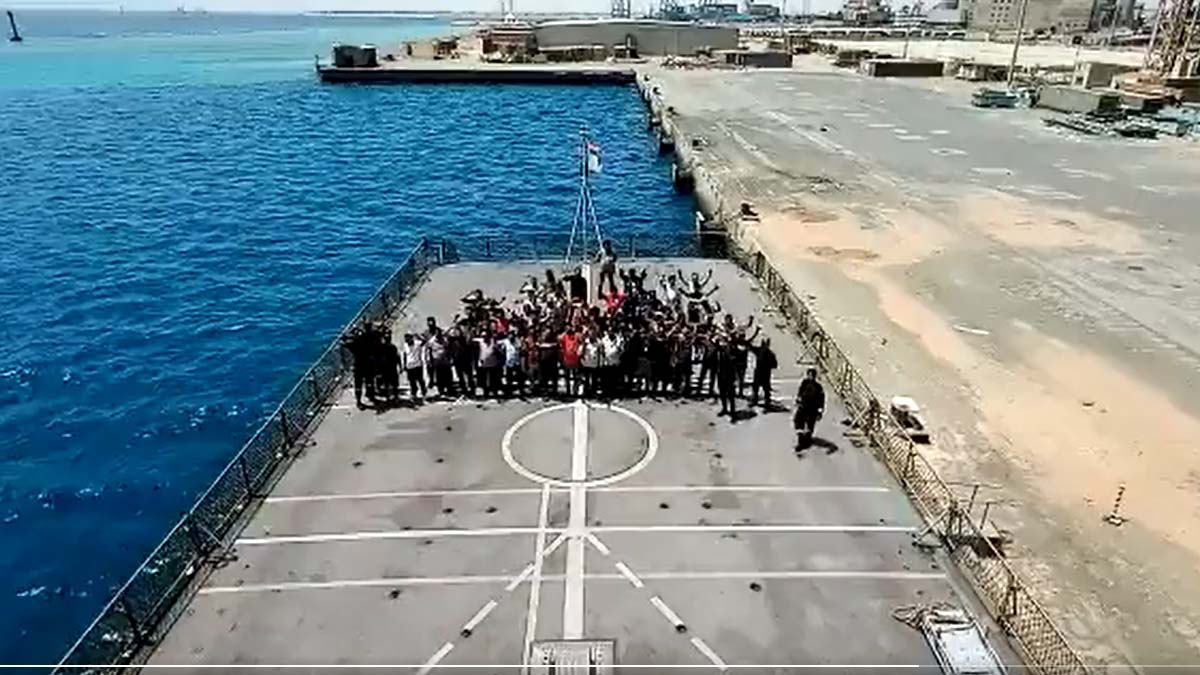 First batch of 278 Indians leave Sudan under ‘Operation Kaveri ...