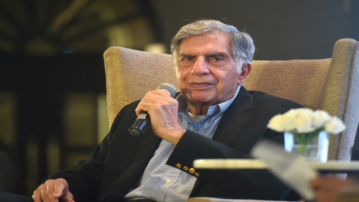 Air India pilots seek Ratan Tata's intervention on pay structure ...