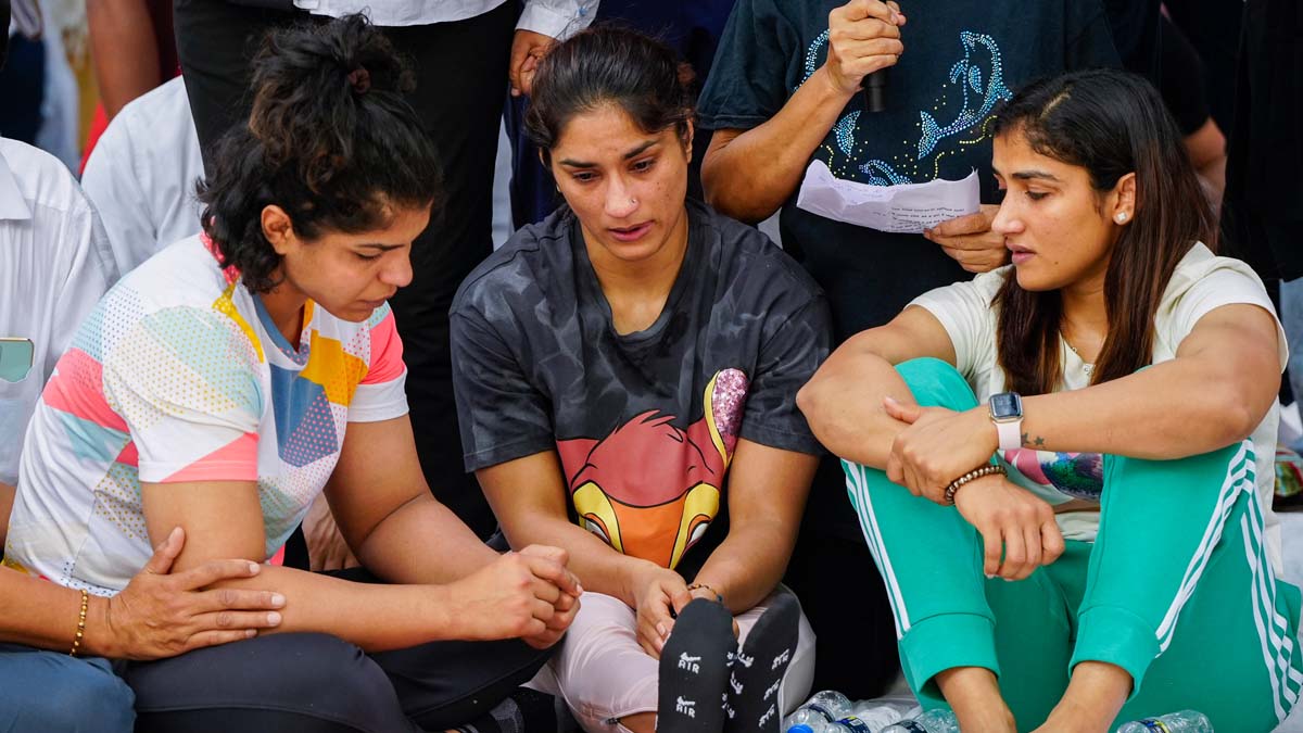 Neeraj Chopra, Kapil Dev extend support to protesting wrestlers ...