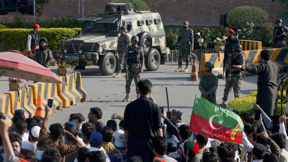 It Is A ‘Black Chapter’ Says Pakistan Army As Country Descends Into Chaos - Oneindia News