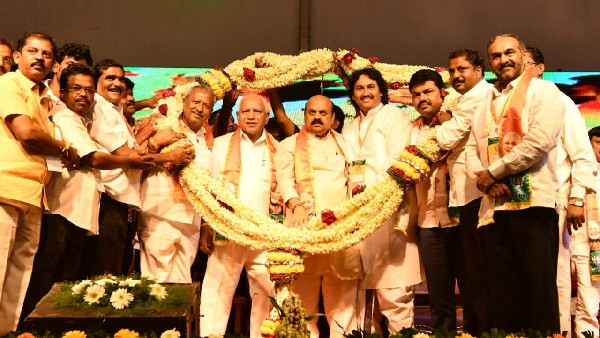 Karnataka Elections 2023: Former CM Bangarappa's sons to fight it out ...