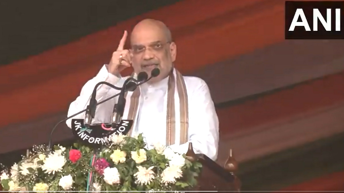 Amit Shah Hurls Photo Session Jibe At Opposition Meet In Patna - Oneindia News