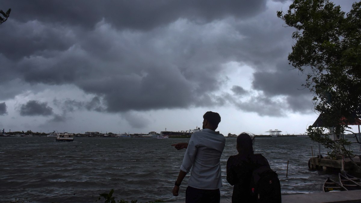 Weather Update: Monsoon Set To Advance Further From June 18 - Oneindia News