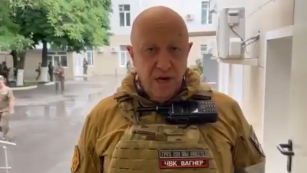 Russia's Key Military HQ Under Wagner Group's Control, Claims Mercenary ...