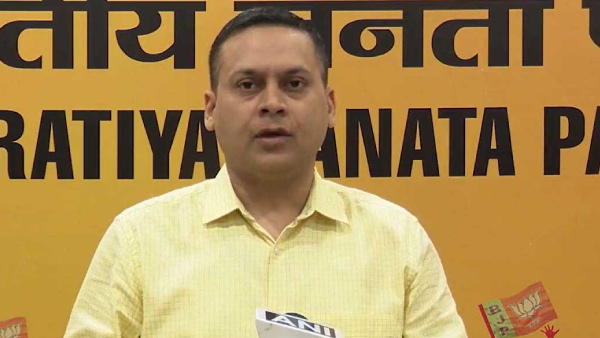 BJP Jabs Congress For Opposing Delhi Ordinance - Oneindia News