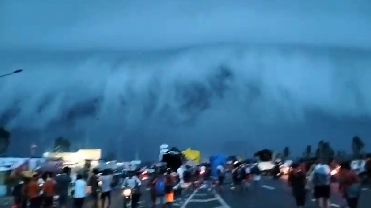 A Rare Sight: Video of Spectacular 'Doomsday' Clouds in Roorkee Goes ...