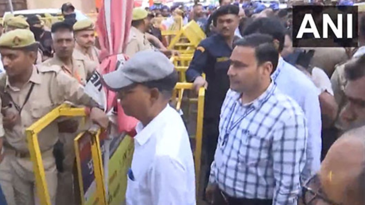 ASI Begins Scientific Survey Of Gyanvapi Mosque Complex In Varanasi ...