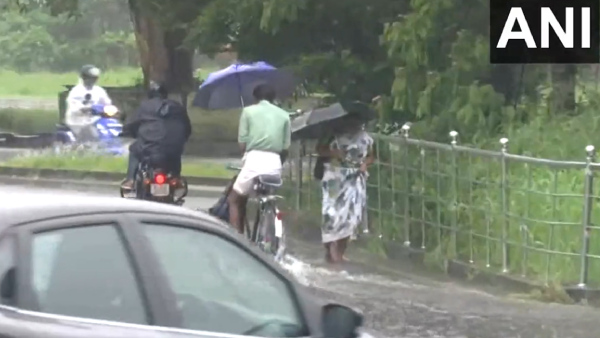 Kerala Rains Red Alert Issued For 2 Districts Schools Colleges Shut