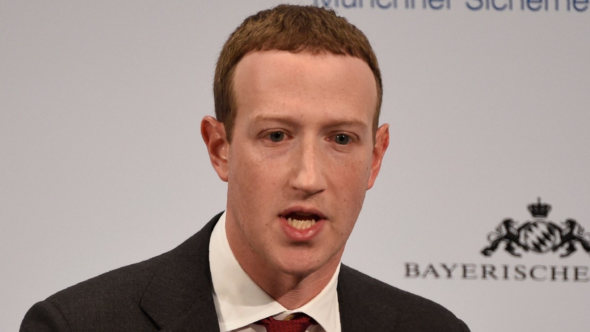 After Threads Launch, Mark Zuckerberg Posts First Tweet In 11 years; Triggers Meme Fest ...