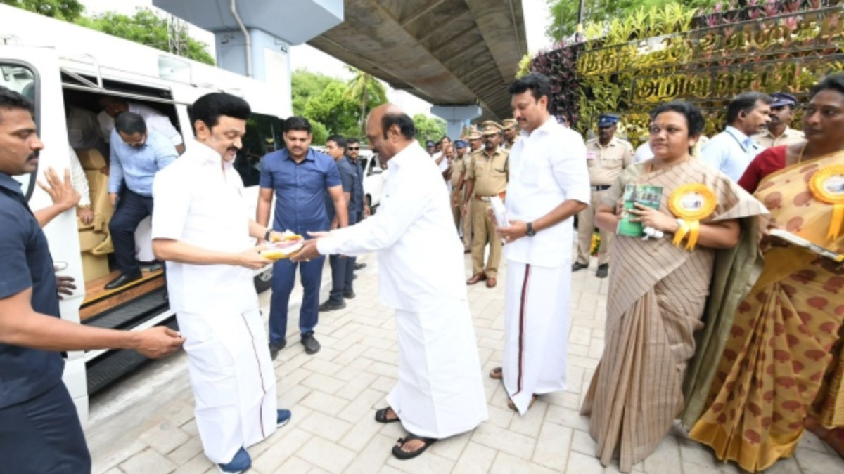 Viewpoints of VIPs about Kalaignar Centenary Library in Madurai ...