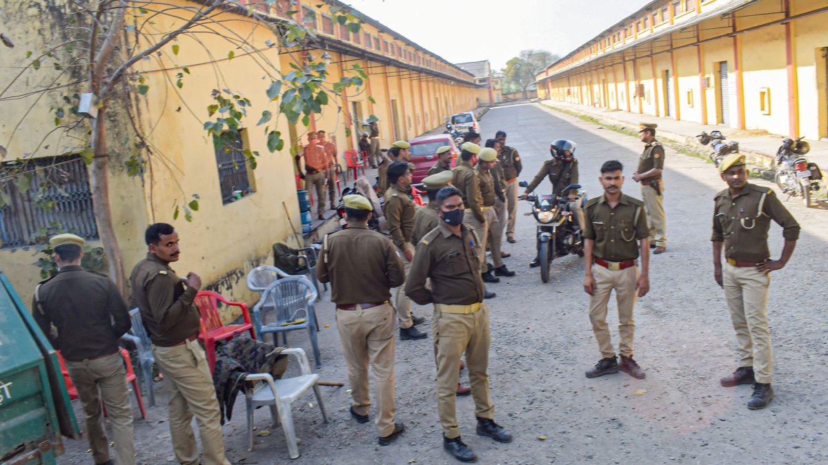 Manipur Violence: Normal Life Disrupted In Imphal Valley As General ...