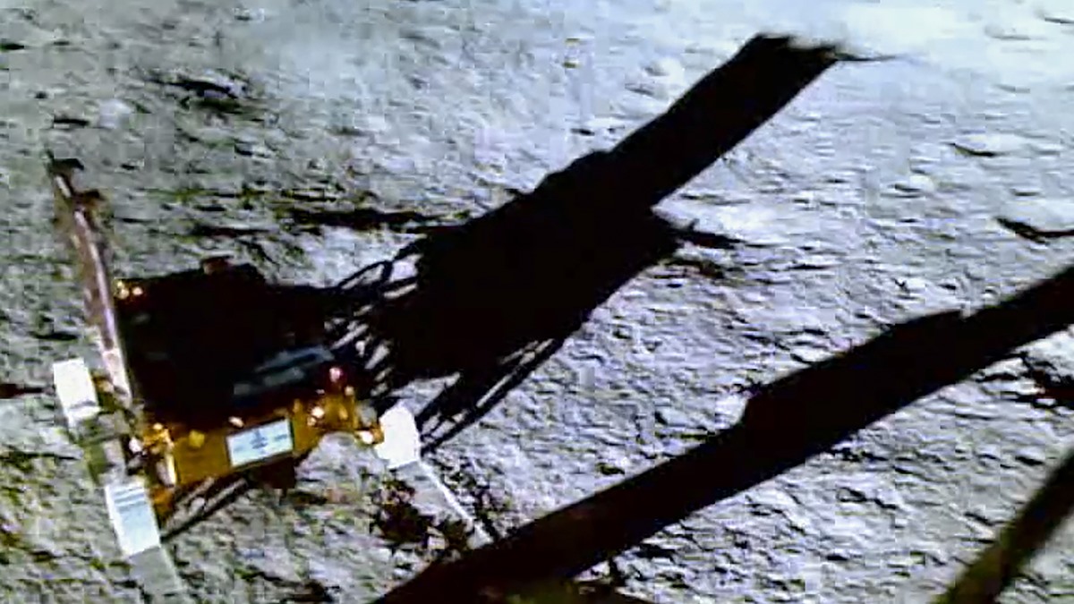 Chandrayaan-3's Pragyan Rover Traverses 8 Metres On Lunar Surface, Its ...