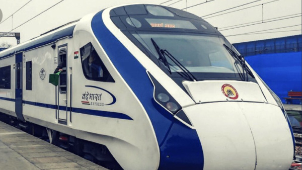Mumbai-Ahmedabad To Get Another Vande Bharat Express: Here's What We Know - Oneindia News