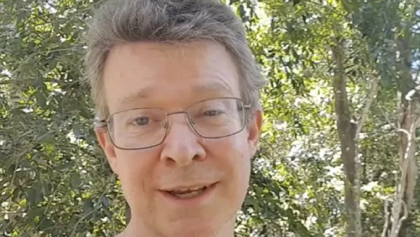 Zoologist Adam Britton Admits To Sexually Assaulting Dogs - Oneindia News