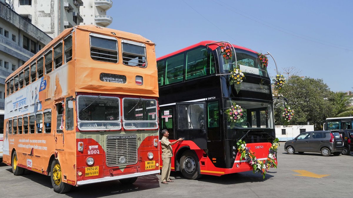 Mumbai's Iconic Red Double-Decker To Go Off Road, But Why - Oneindia News