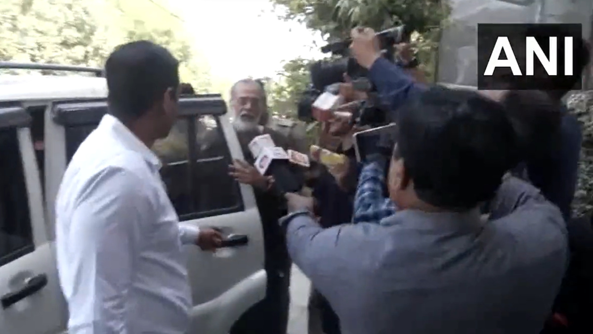 Delhi Police Raids NewsClick And 30 Other Locations In Money Laundering ...