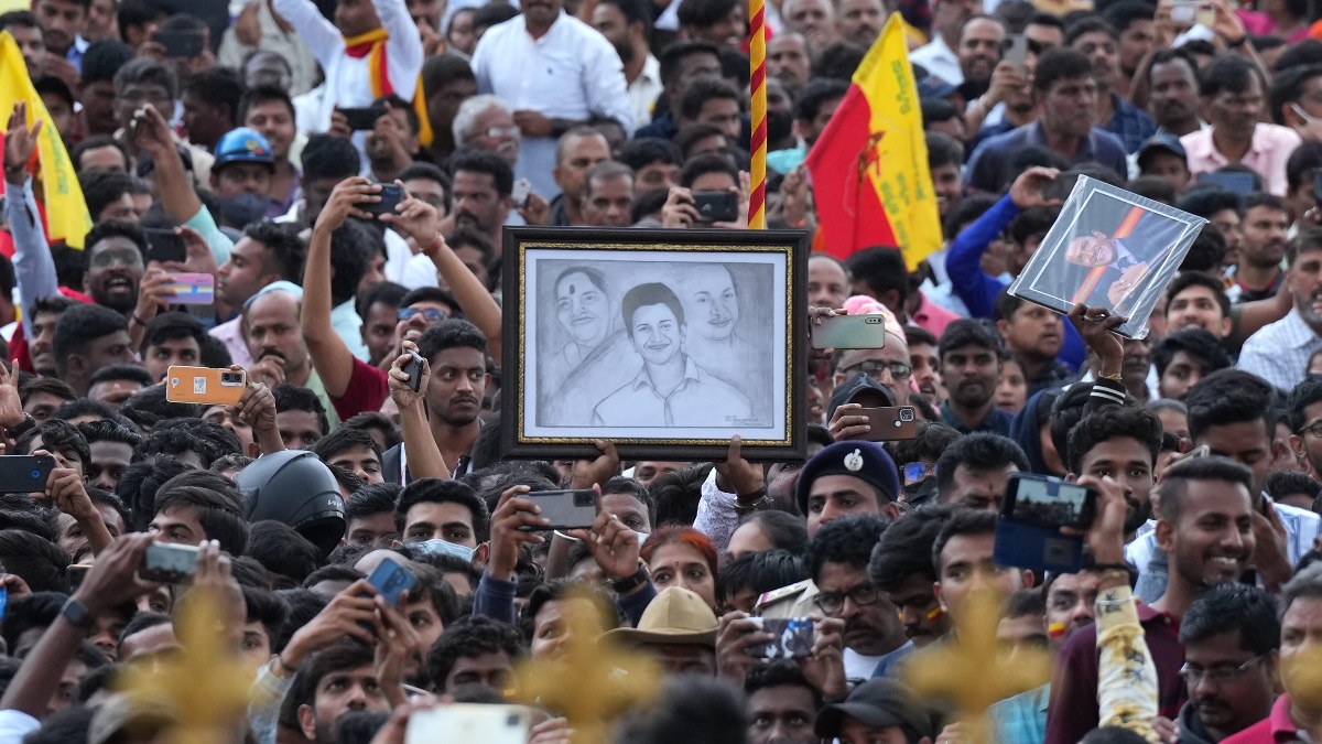 Appu Lives On: Fans Remember Powerstar Puneeth Rajkumar On 2nd Death ...