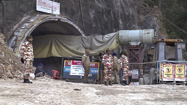 Uttarkashi Tunnel Collapse: Drilling To Create Passage For Trapped ...