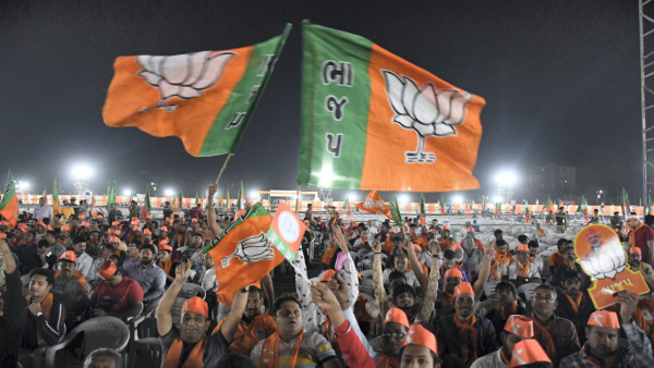 Lok Sabha Election 2024: Janmat Poll Predicts Landslide Victory For BJP, Read More - Oneindia News