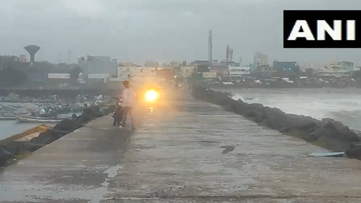 Cyclone Michaung To Trigger Heavy Rain In Odisha, To Cross Andhra Coast ...