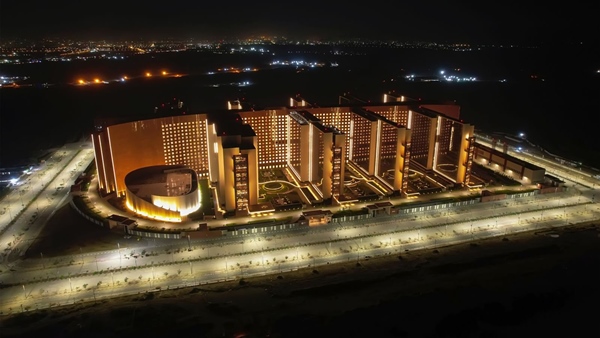 In Photos: World's Largest Office, Surat Diamond Bourse Inaugurated ...
