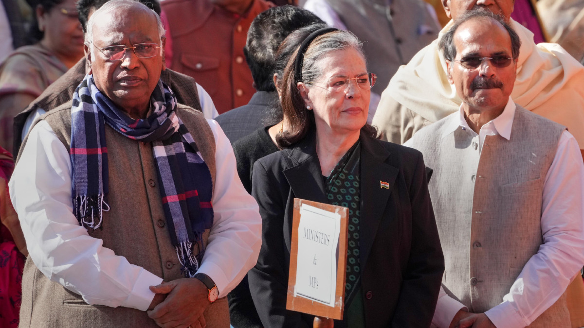 Congress Following Its Legacy; Party Divided Over Attending Ram Temple ...