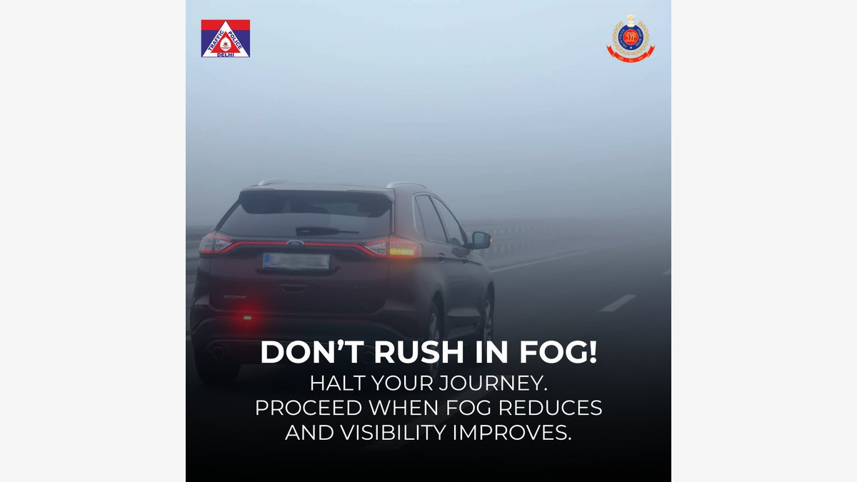 Delhi Traffic Police Issues Safety Tips as dense fog reduces visibility ...