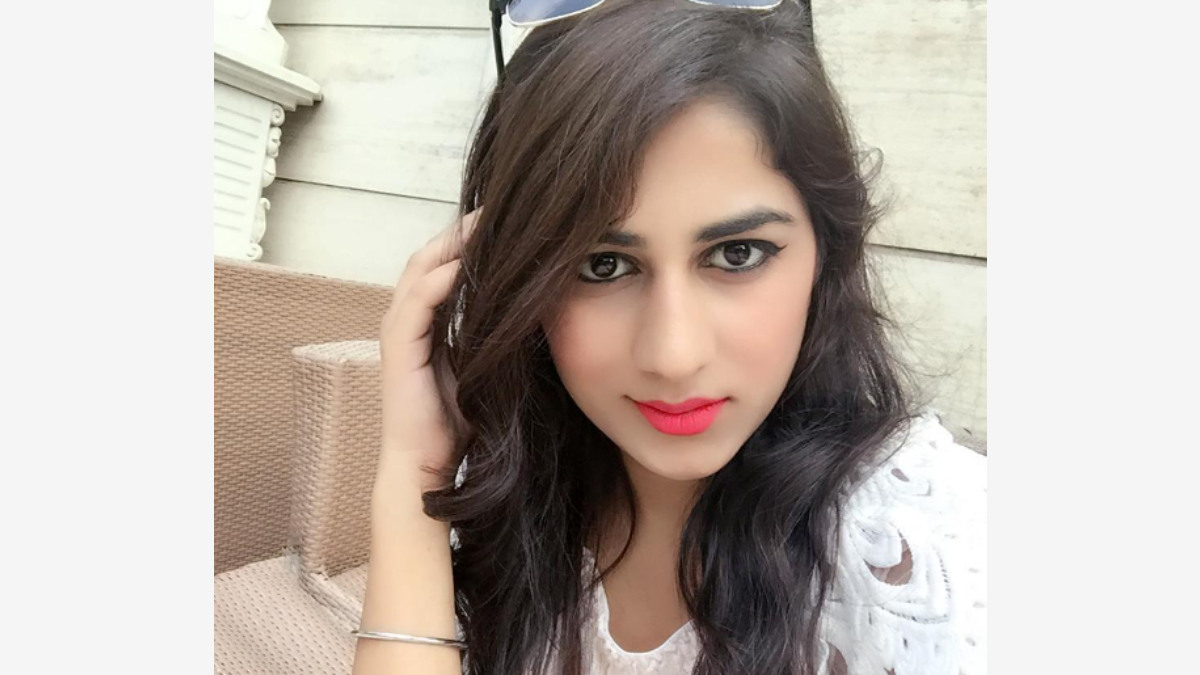 27-Year-Old Ex-Model Killed In Gurugram Hotel, CCTV Footage Shows Body Being Removed - Oneindia News