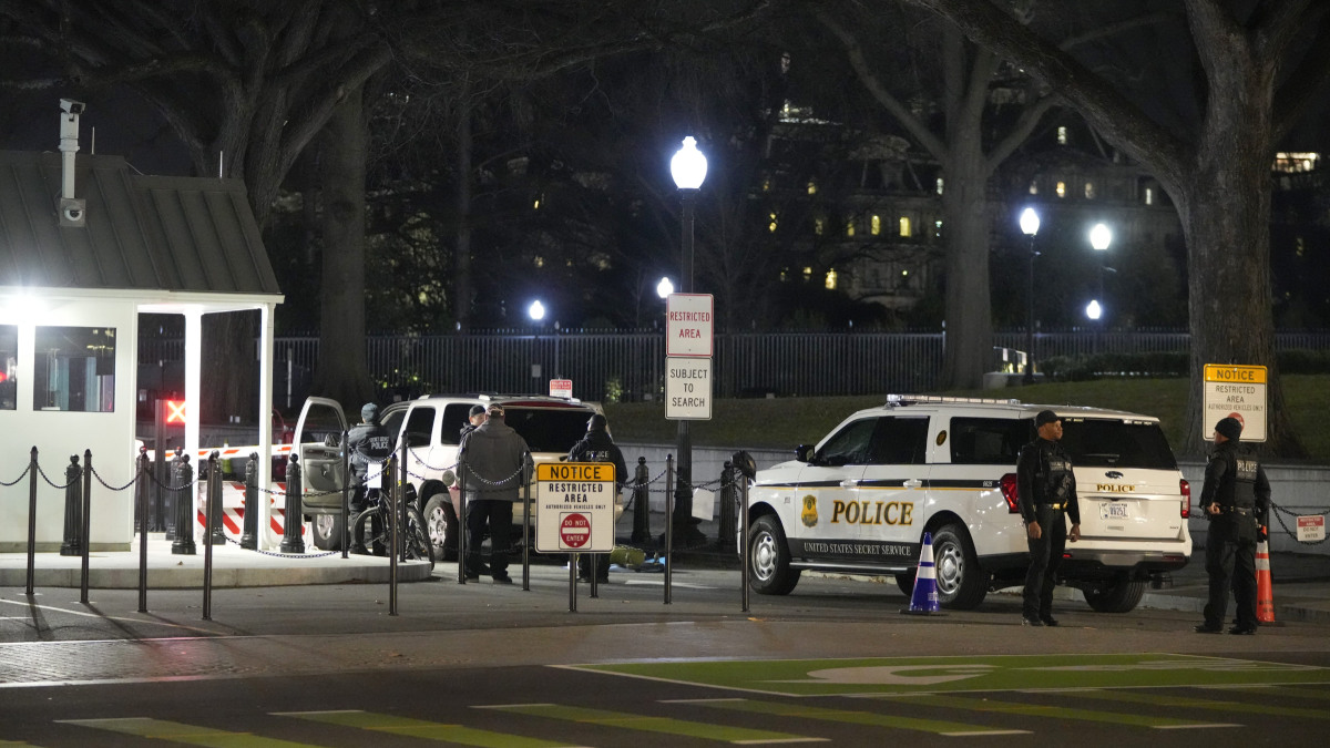 White House Security Breach: Driver Arrested, Secret Service Responds ...