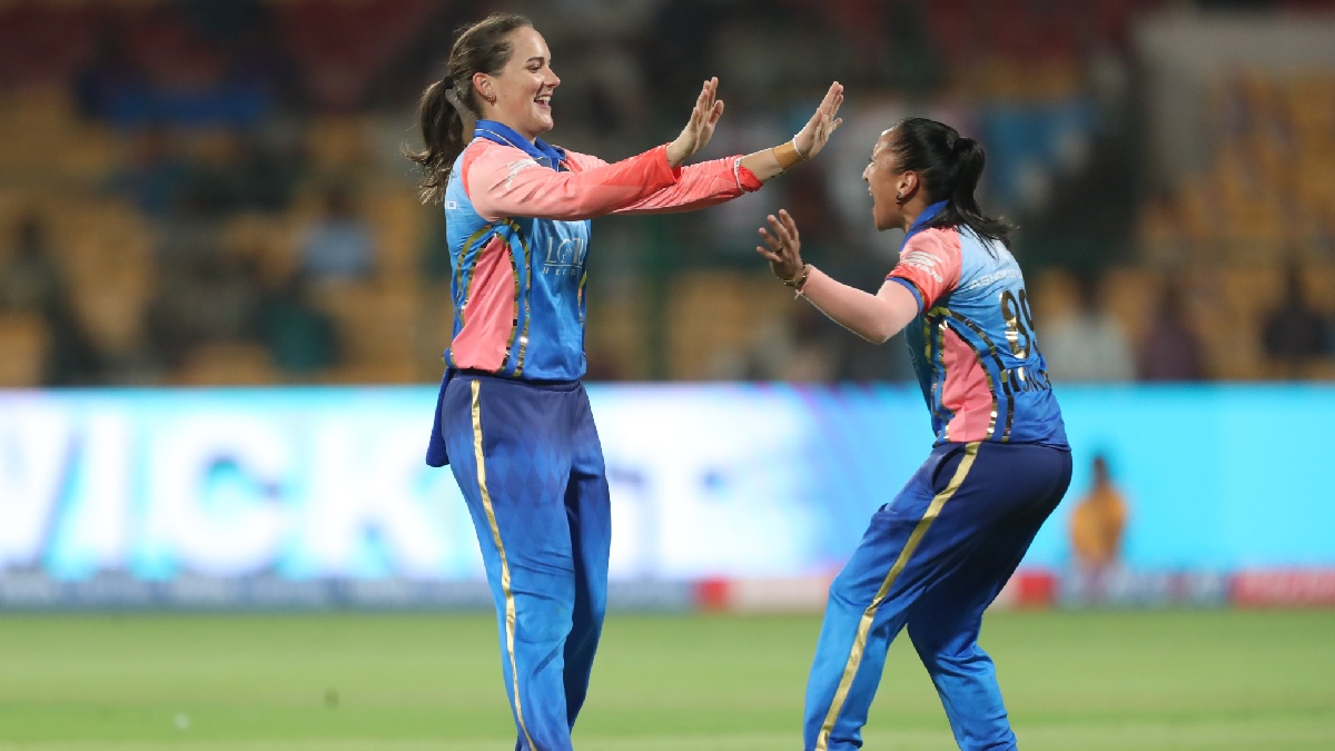 MI Beats GG, WPL 2024: Harmanpreet Kaur, Amelia Kerr Star As Mumbai ...