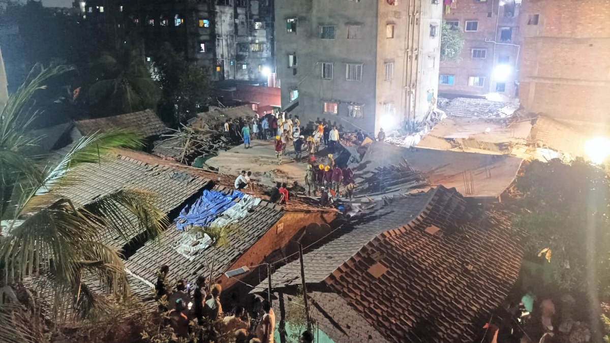 Kolkata Building Collapse: Rescue Operation Underway After 5-Storey ...