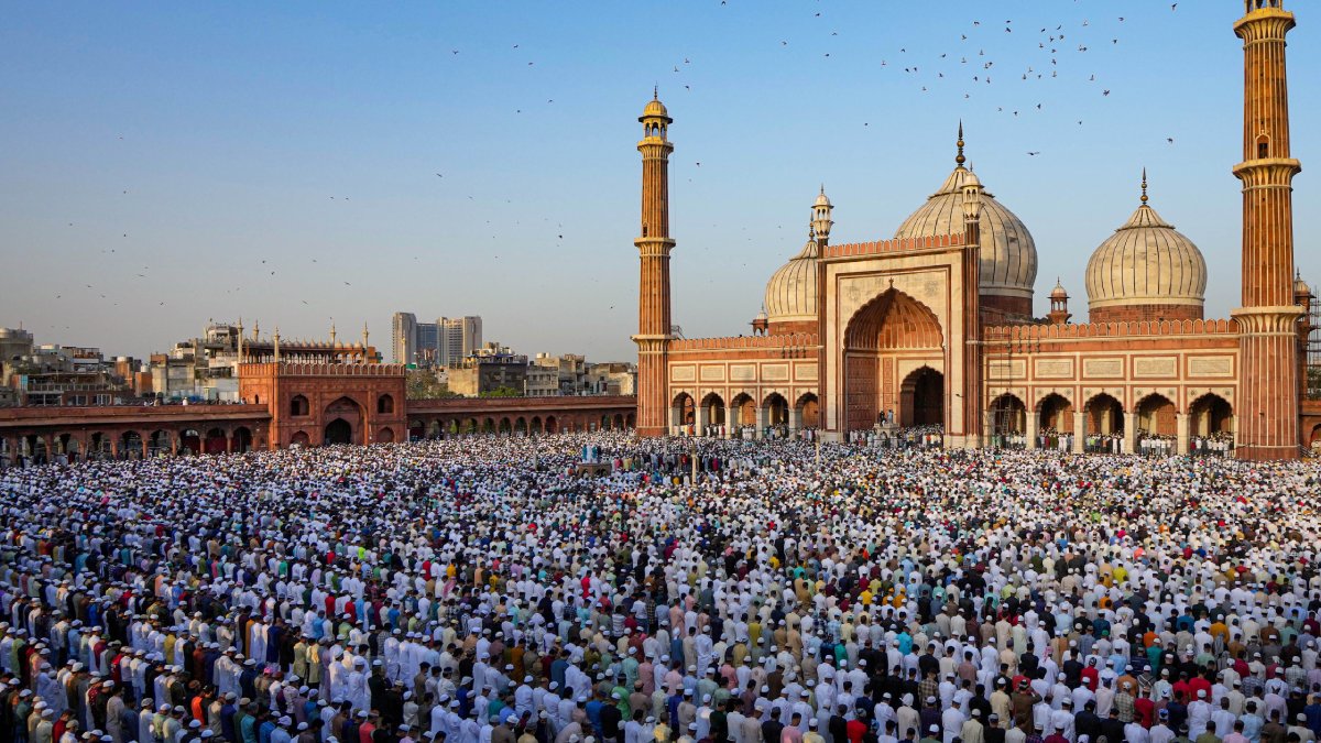 Is It Ramzan Or Ramadan? Exploring Linguistic Traditions In The Holy ...