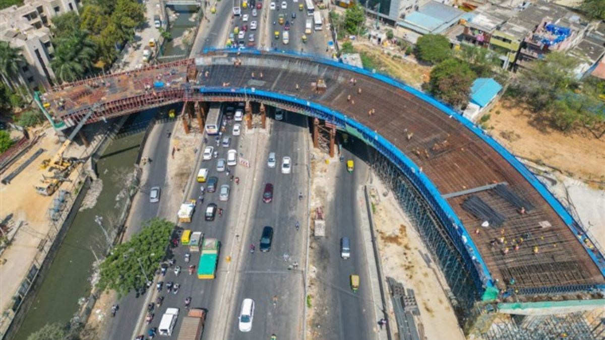 BMRCL's 250-Meter Skywalk To Ease Silk Board Junction Traffic On Namma ...