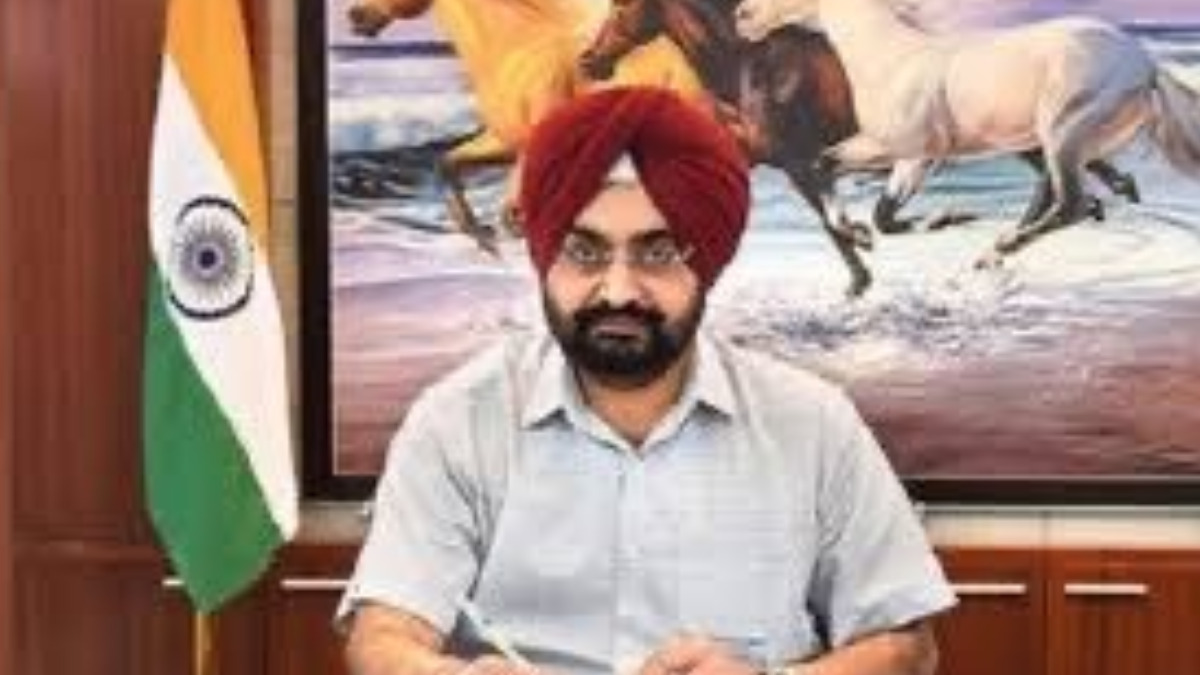 Who Is Dr Sukhbir Singh Sandhu? Know About His Education And Past ...