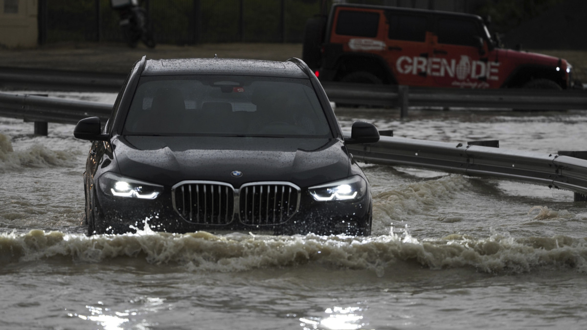UAE Heaviest Rainfall In 75 Years: Record-Breaking Rainfall Sweeps The ...