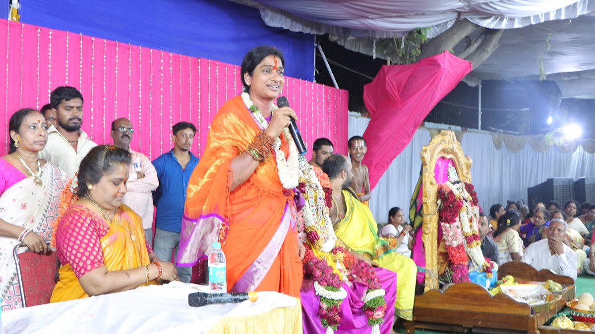 Who Is Kompella Madhavi Latha, Hyderabad's BJP Candidate Who PM Modi ...