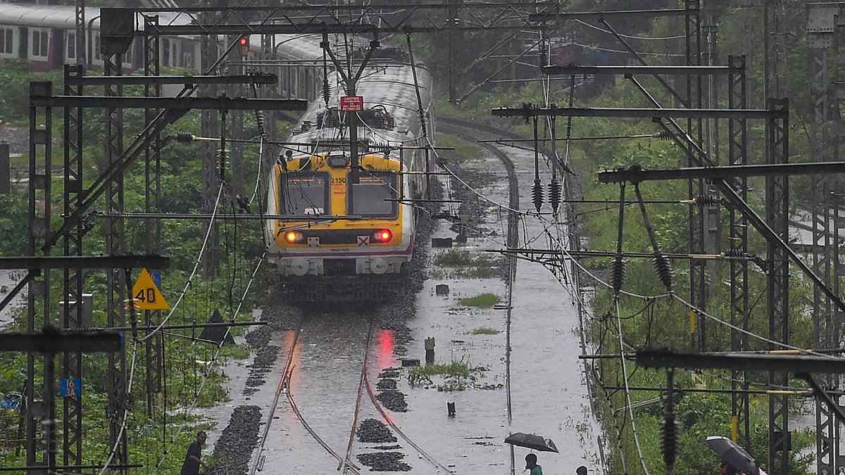 Mumbai Local Trains: Know The Schedule Of Trains Running Amid Moderate ...