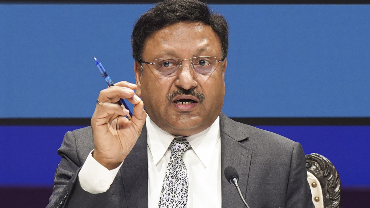 CEC Rajiv Kumar Responds to Jairam Ramesh’s Allegations Against Amit ...