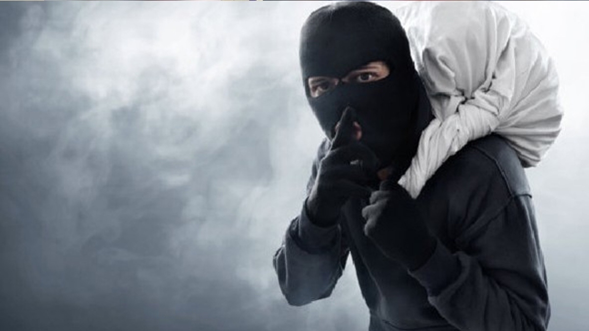 Pune Crime News: Police Arrest Thief For Stealing Jewellery And Idols ...