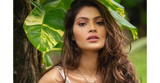 लोपामुद्रा राउत टोन्‍ड बॉडी फ्लॉन्‍ट करते हुए आईं नजर, बोल्डनेस हुई ...