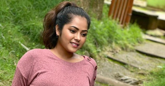 రేవతి..మతి పోగొడుతోంది (ఫొటోలు) | Amazing Photos of actress Revathy ...