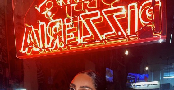 PHOTOS : பீட்ஸா சாப்பிடும் தேவதை.. நடிகை சந்திரிக்கா ரவியின் லேட்டஸ்ட் ...