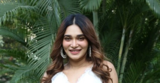 Tollywood Actress Jenifer Emmanuel Looks Stunning In This White Outfit ...