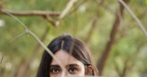 photos : காட்டுக்குள் மஜா போஸ் கொடுத்த ரவீனா சர்மா.. கவர்ந்திழுக்கும் ...