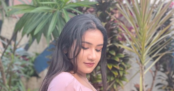 PHOTOS : சைடு போஸில்.. ஏங்கவைக்கும் சீரியல் நடிகை ரவீனா தாஹா.. திணறும் ...