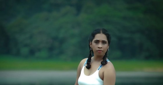 PHOTOS : வர்ணிக்க முடியாத அழகு! பிகினியில் ஏங்கவைக்கும் கேரள மாடல் ...