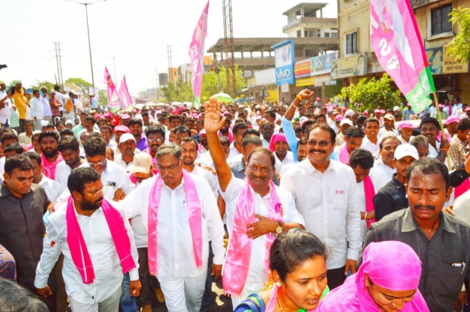 Photos: TRS Party Lok Sabha Election - Campaign