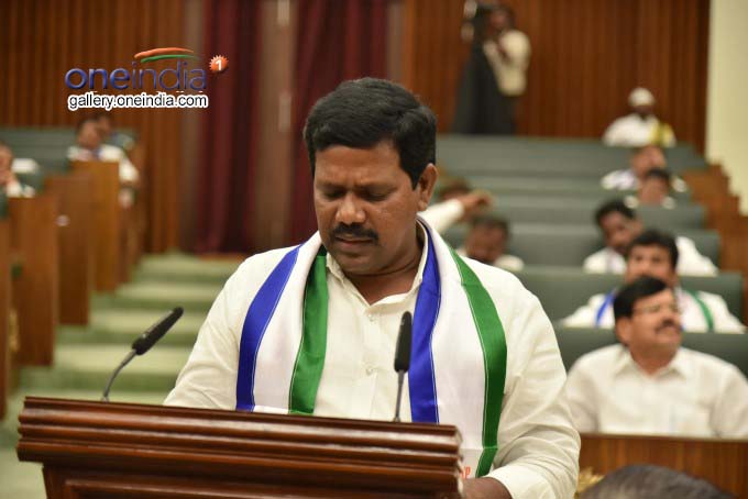 Andhra Pradesh MLAs Takes Oath In Assembly Photos: HD Images, Pictures, News Pics - Oneindia Photos
