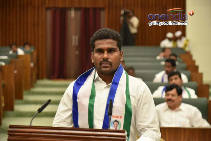 Andhra Pradesh MLAs Takes Oath In Assembly Photos: HD Images, Pictures, News Pics - Oneindia Photos